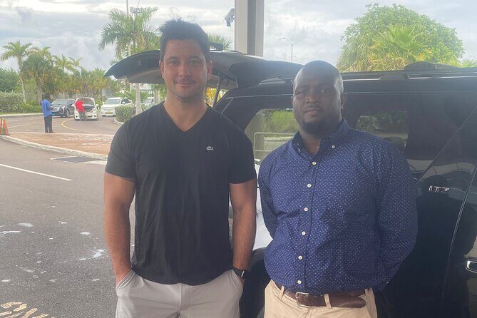 Private SUV One way Airport Transfer/Grocery & Liquor stop included - Overview of the Private SUV Transfer