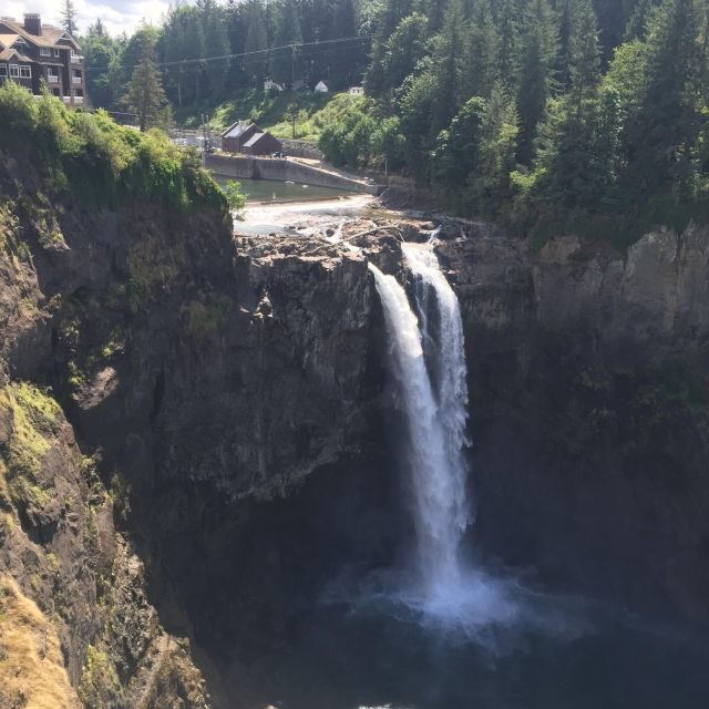 Private SUV Snoqualmie Falls Tour - A Detailed Look at the Private Snoqualmie Falls Experience
