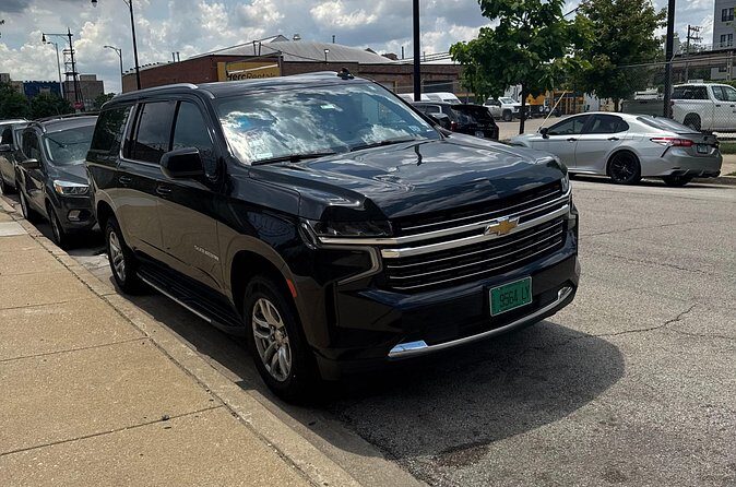 Private SUV Transfer from O'Hare Midway Airport to Chicago - Who Would Benefit Most from This Service?