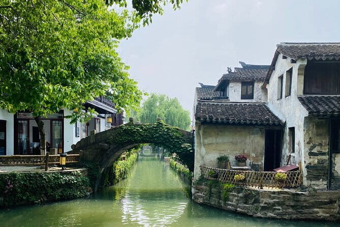 Private Suzhou Day Tour to Zhouzhuang and Tongli Watertowns - Exploring Suzhou’s Water Towns: A Practical Overview
