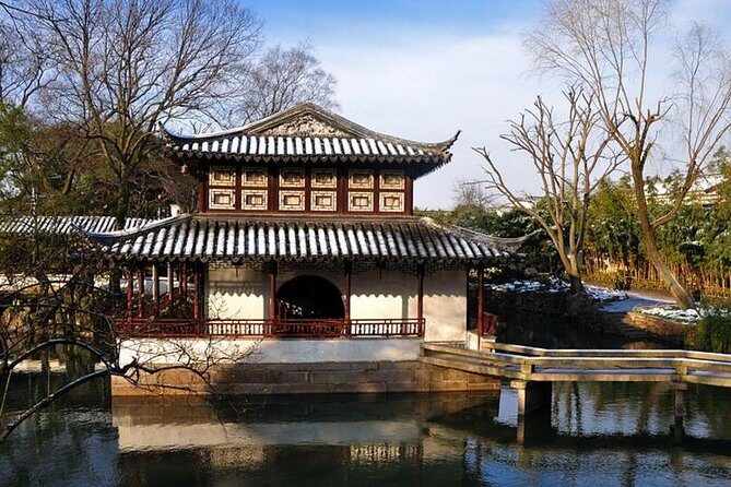 Private Suzhou Garden and Water Town Highlight Trip with Hotel or Railway Station Transfer - Transportation and Practicalities