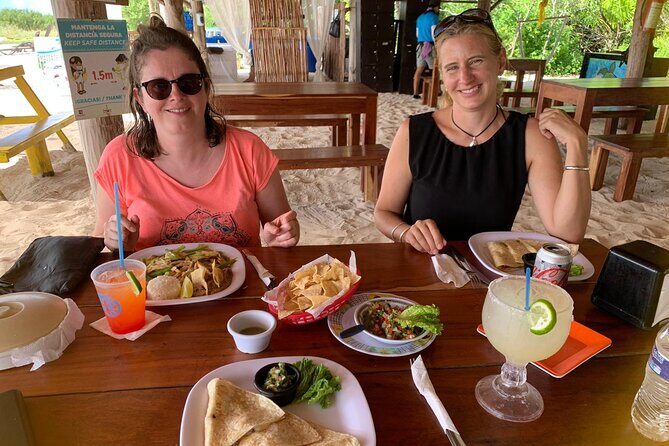 Private Tacos and Bar Hopping Tour in Cozumel - Detailed Breakdown of the Tour Experience