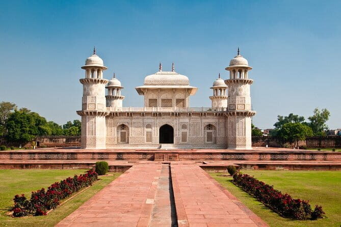 Private Taj Mahal, Agra Fort & Baby Taj Tour from Delhi by Car - The Transportation and Timing