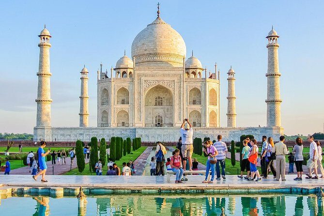 Private Taj Mahal & Agra Fort Tour from Delhi by Car - The Experience: What to Expect on This Private Tour