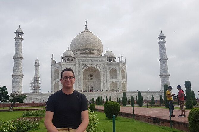 Private Taj Mahal Day Tour by Car with Lunch and Tickets - Who Is This Tour Best For?