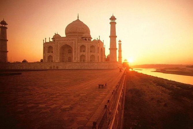 Private Taj Mahal + Fatehpur Sikri Tour By Car - New Delhi - Who Should Consider This Tour?