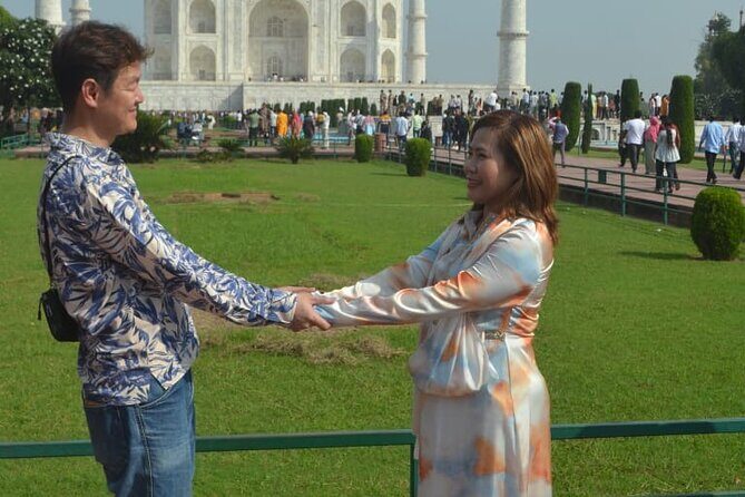 Private Taj Mahal Sunrise And Agra Overnight Tour From Delhi - Exploring the Private Taj Mahal Sunrise And Agra Overnight Tour From Delhi