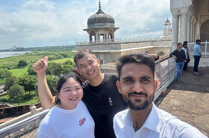 Private Taj Mahal Sunrise And Agra Overnight Tour From Delhi - FAQ