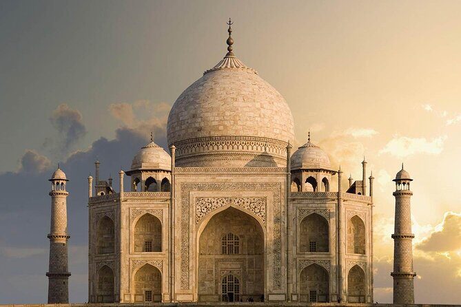 Private Taj Mahal Sunrise and Old Delhi Tour from New Delhi - Key Points