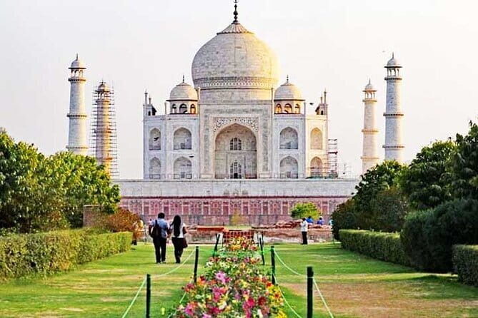 Private Taj Mahal Tour From Delhi By car - Key Points