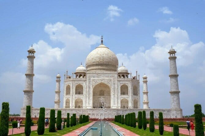 Private Taj Mahal Tour From Delhi by Gatimaan Express Train - Key Points