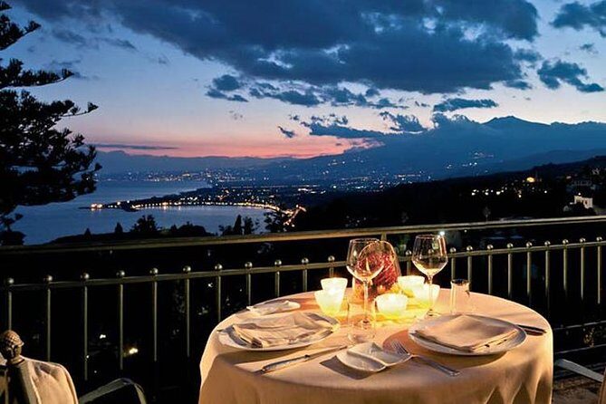 Private Taormina Sunset walking Tour with Aperitif - Exploring the Charm of Taormina on a Sunset Walking Tour