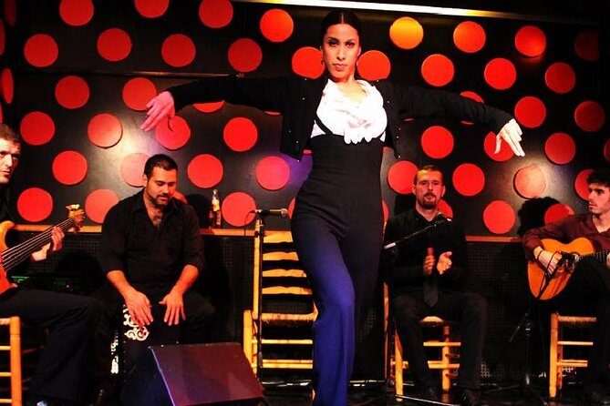 Private Tapas Walking Tour in Barcelona Old Town and Flamenco Show - Evening Logistics and Overall Experience