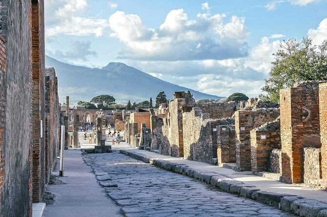 Private Tasfer With Pompeii Stop - What You Can Expect from the Experience