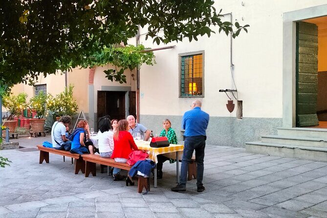 Private tasting of organic wines in the cellar in Arezzo - FAQ