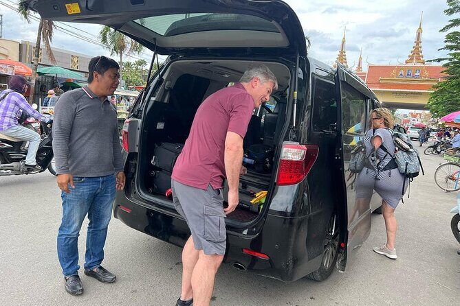 Private Taxi Siem Reap to Phnom Penh-English Speaking Driver - Who Should Consider This Service?