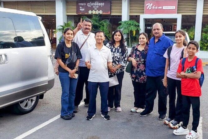 Private Taxi to Angkor Wat Temple with English Speaking Driver - Detailed Overview of the Experience