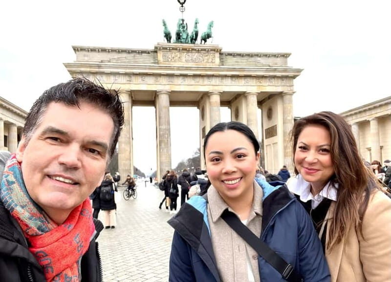 Private Taxi Tour through Berlin East and West and Kiez 4-6h - Who Should Consider This Tour?