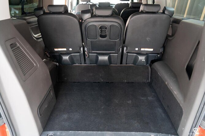 Private Taxi transfer from Barcelona Cruise port to Airport - The Itinerary and the Experience