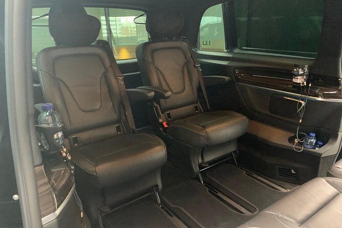 Private taxi Transfer from Bruges to Amsterdam - Who Is This Service Best For?
