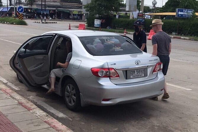 Private Taxi Transfer Siem Reap - Bangkok Car - Minivan - An In-Depth Look at the Siem Reap to Bangkok Private Taxi