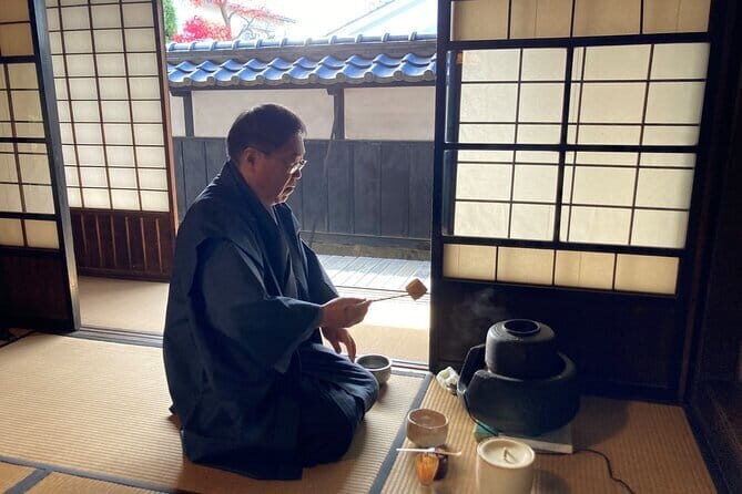 Private Tea Ceremony in a traditional guest house - Key Points