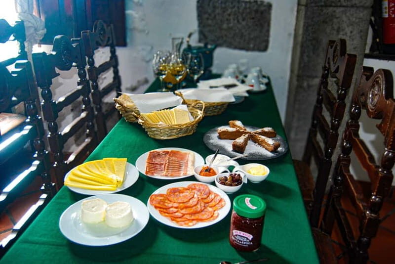Private Terceira Island Half-Day: Enchanted Bays + tasting - Natural Wonders: Porto Martins and Serra do Cume