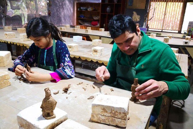 Private Terracotta Army Tour with Kids Fun: Figurine-making + VR - Who Will Love This Tour?