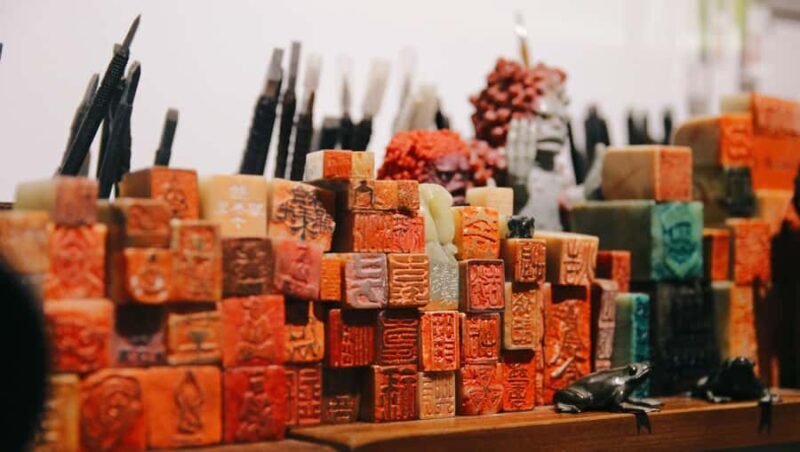 Private Terracotta Warriors Tour + Seal Carving Class - Key Points