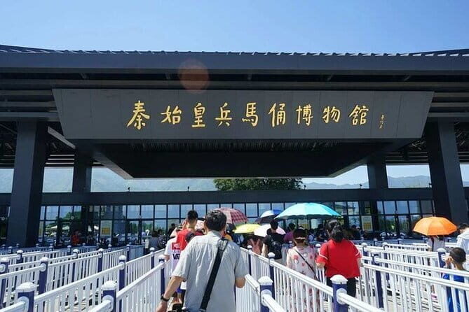 Private TerracottaArmy Tour Optional English/French/Spinish Guide - Exploring the Itinerary in Detail