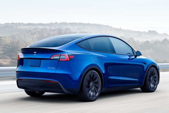 Private Tesla Transfer from PHX Airport to Phoenix Area Hotels - Why Choose a Tesla for Your Airport Transfer?