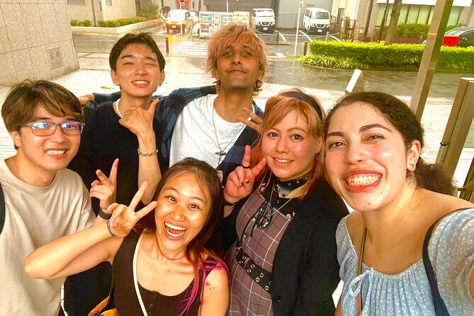 Private Tokyo Walk with Young Local /Photo Gift /Only Group Fee - A Closer Look at the Experience