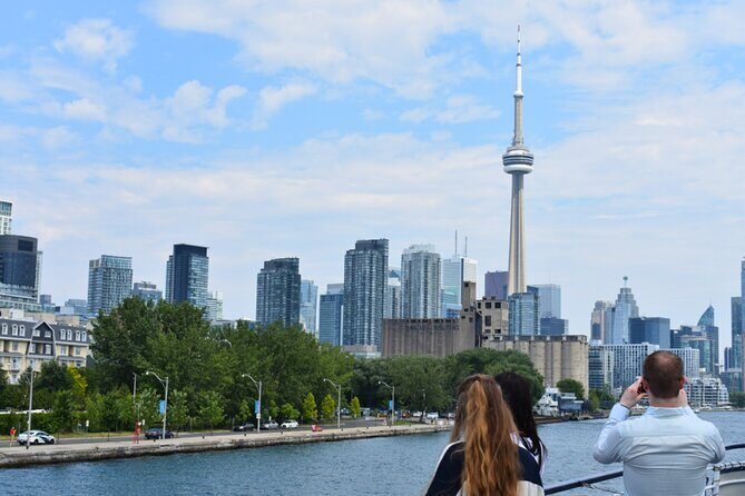 Private Toronto City Tour with Boat and CN Tower - The Itinerary: A Deep Dive