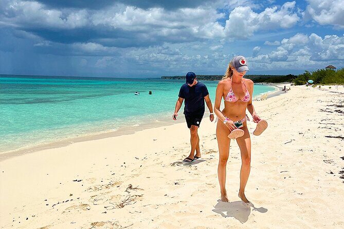 Private Tour 2 Days to Bahía De Las Águilas with Hotel Accommodation - Exploring the Itinerary: What You Can Expect