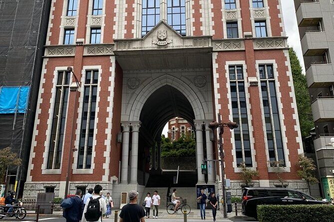 Private tour a day of Buddhist students. zojo ji, Tokyo tower - The Value and Who Will Appreciate This Tour