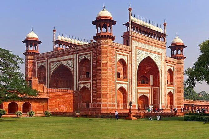 Private Tour: Agra and the Taj Mahal Day Trip from Delhi - Discover India’s Iconic Treasure with the Private Agra Day Trip from Delhi