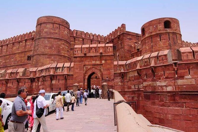 Private Tour: Agra Day Trip from Delhi with Taj Mahal Tour in Authentic Indian Dress - Is This Tour Worth It?