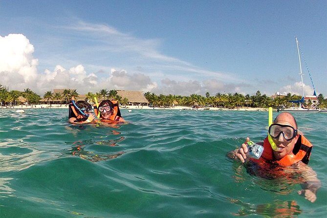 Private Tour: Akumal Marine Turtle Snorkeling and Cenote Adventure - The Guide and Customer Service