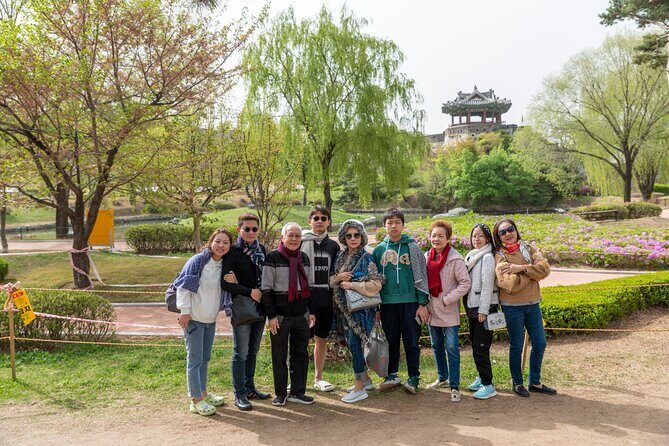 Private Tour around Suwon UNESCO Fortress and Korea Folks Village - FAQs