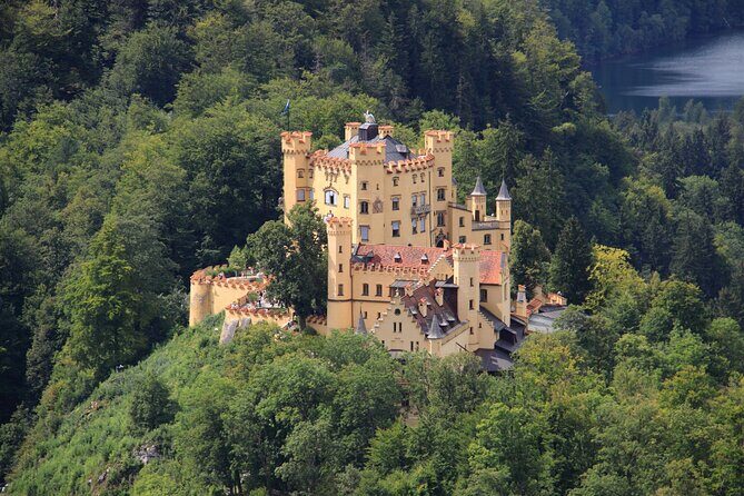 Private Tour at Neuschwanstein And Linderhof Palaces From Munich - Considerations and Practical Tips