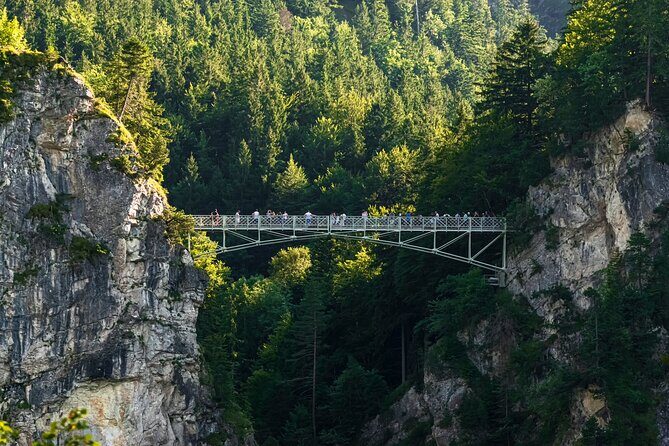 Private Tour at Neuschwanstein And Linderhof Palaces From Munich - FAQ