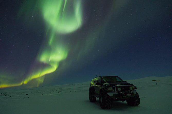 Private tour / Aurora Hunt - Northern Lights Super Jeep Tour - Who Will Love This Tour?