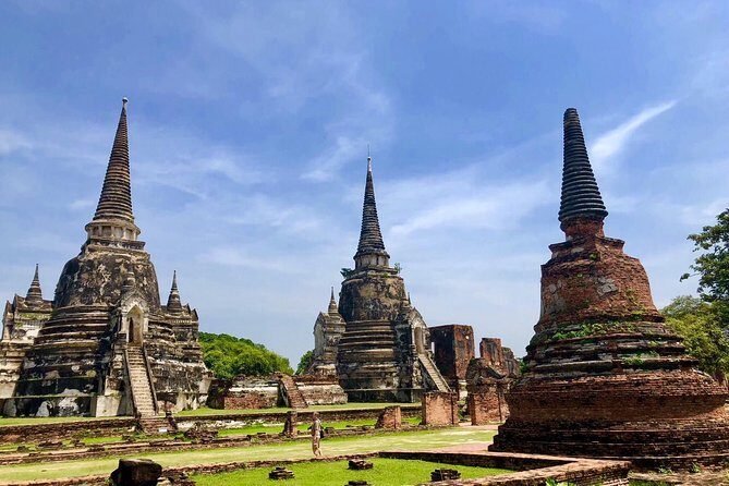 Private Tour : Ayutthaya Sightseeing by Coach return by Cruise - FAQs