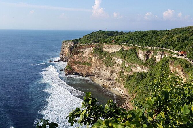 Private Tour Bali Beaches and Uluwatu Temple with Dinner - FAQ