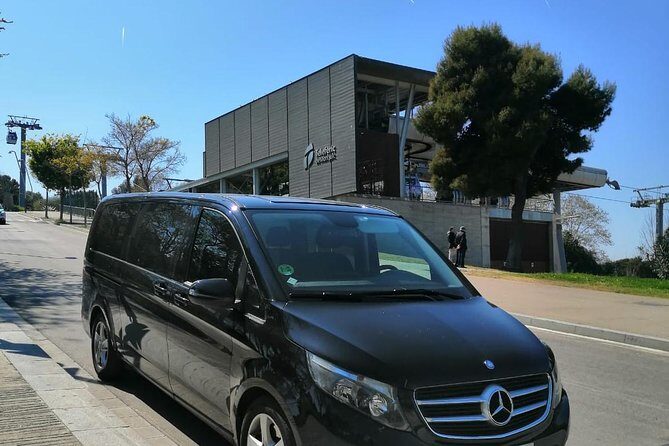 Private Tour Barcelona and Montserrat 8 Hours - FAQs