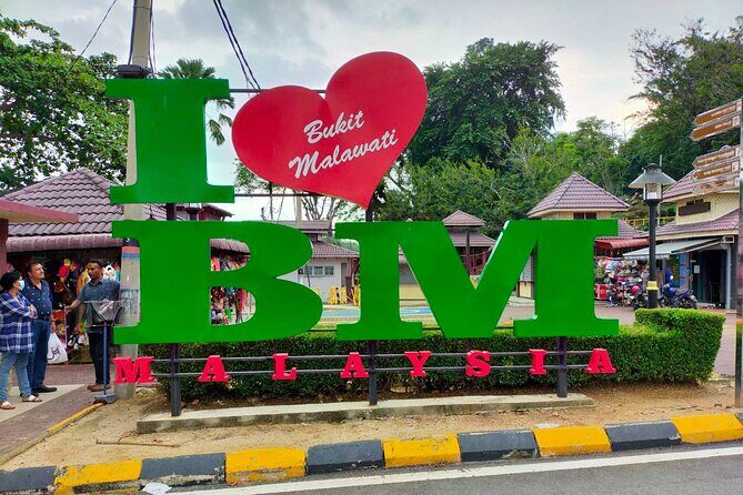 Private Tour Batu Caves,Wonderful Fireflies,Eagles and Silvered Leaf Monkey - Kuala Selangor Firefly Park: Nature’s Light Show
