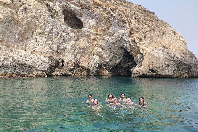 PRIVATE TOUR by Boat Sea Caves on the Island of Ortigia - The Sum Up