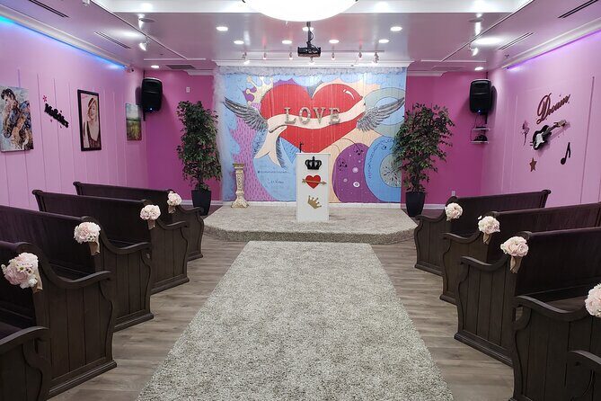 Private Tour by Limousine of Las Vegas' Chapel Row - Authentic Insights from a Recent Traveller