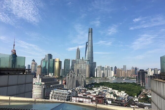 Private Tour by metro of Shanghai Zoo, Qibao Old Town and Shanghai Tower - Who Will Love This Tour?