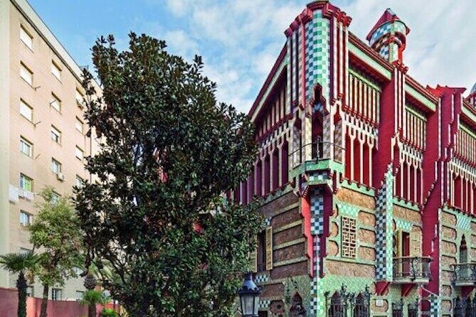 Private Tour Casa Vicens & Park Güell Tour with Official Guide - Who Should Consider This Tour?